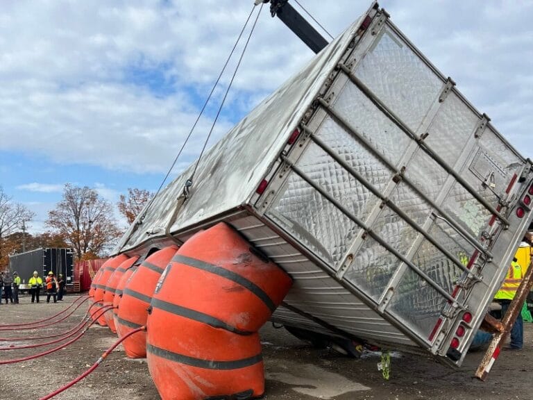 Heavy Recovery: When Big Rigs Go Sideways | T&W Towing - Cars, Heavy ...